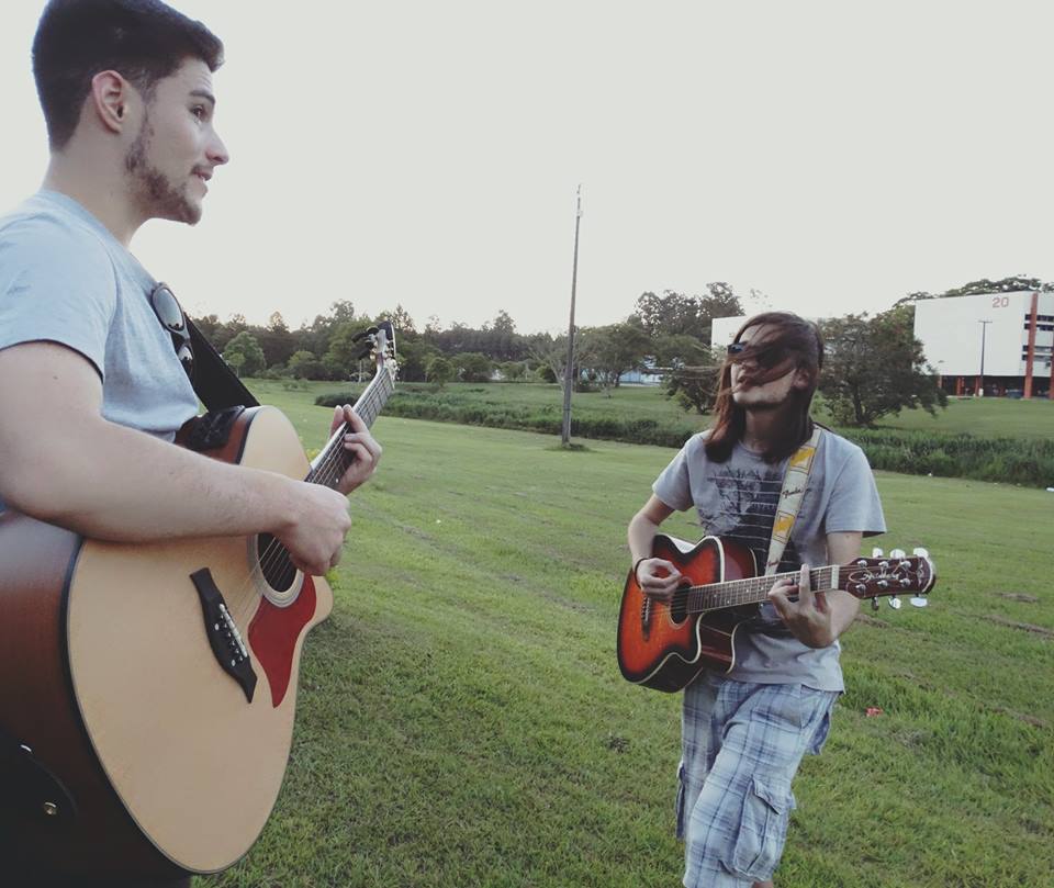 Duo Um Dia: musicalidade jovem em conexão Brasil-Portugal • Leve-se